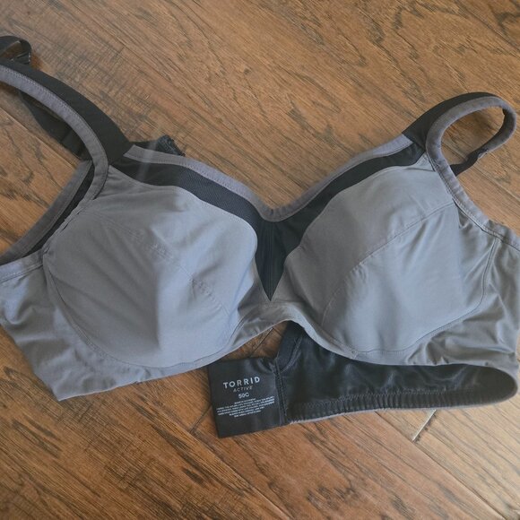Intimates & Sleepwear | Torrid Grey Black Active Bra 5c | Poshmark